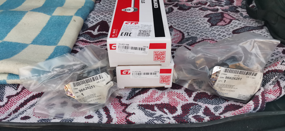 Замена стоек стабилизатора и втулок стабилизатора Captiva c100 3.2 ...