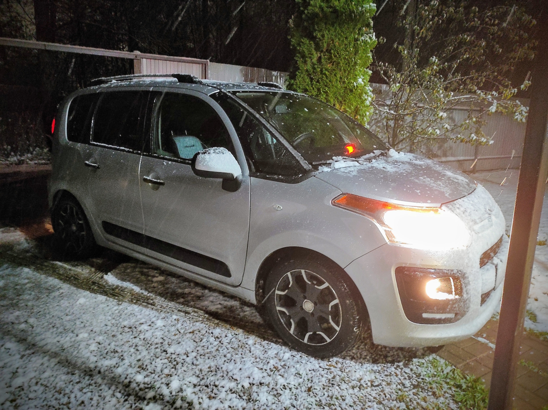 Переобувка — Citroen C3 Picasso, 1,4 л, 2013 года | шины | DRIVE2