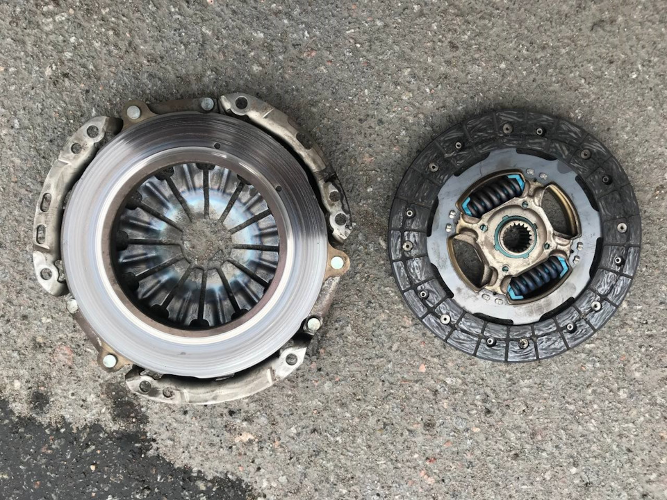 Замена сцепления №2 (40000 км.) — Toyota Yaris (p2), 1,3 л, 2008 года | визит на сервис | DRIVE2