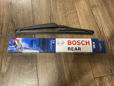 H301 Щетка стеклоочистителя задняя, 300мм BOSCH | Запчасти на DRIVE2