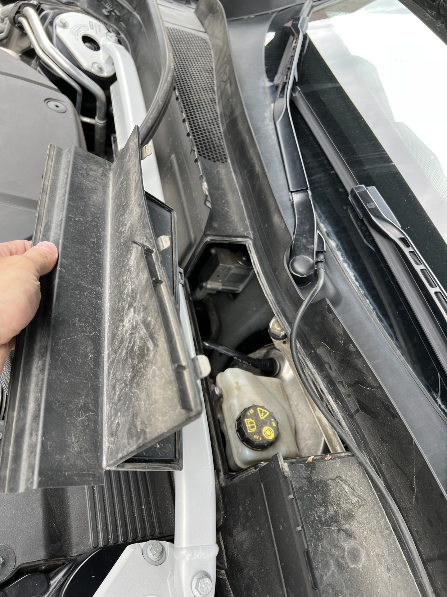 Распорка Polestar Engineered — Volvo XC90 (2G), 2 л, 2019 года ...