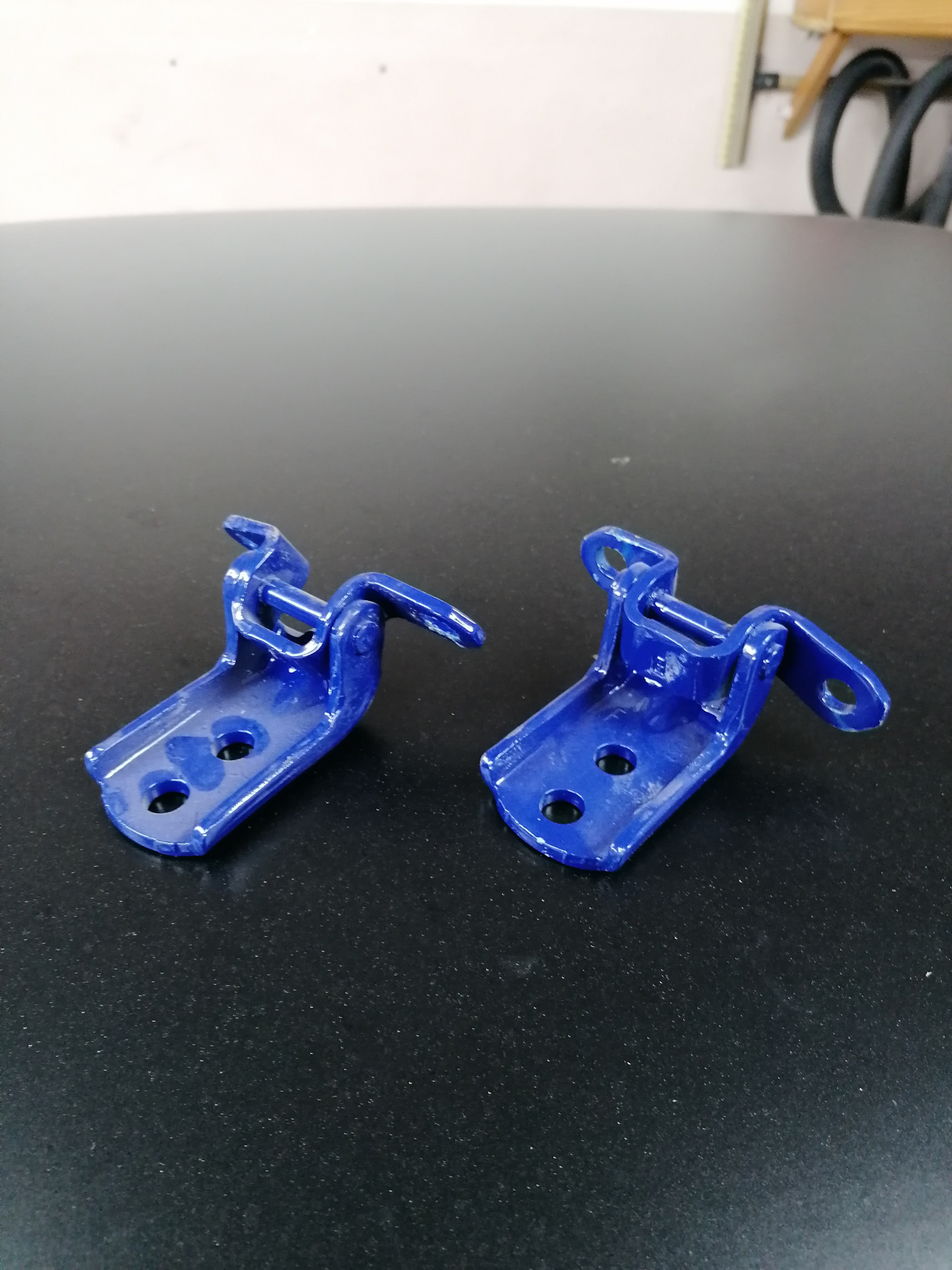 Driver door hinges replacement — Nissan Primera (P11), 2 л, 1997 года ...