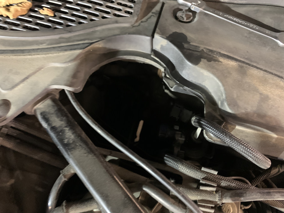 Замена топливного фильтра LR072610 на Range Rover 4,4 — Land Rover ...