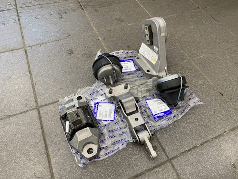 30778953 подушка двиг. Volvo | Запчасти на DRIVE2
