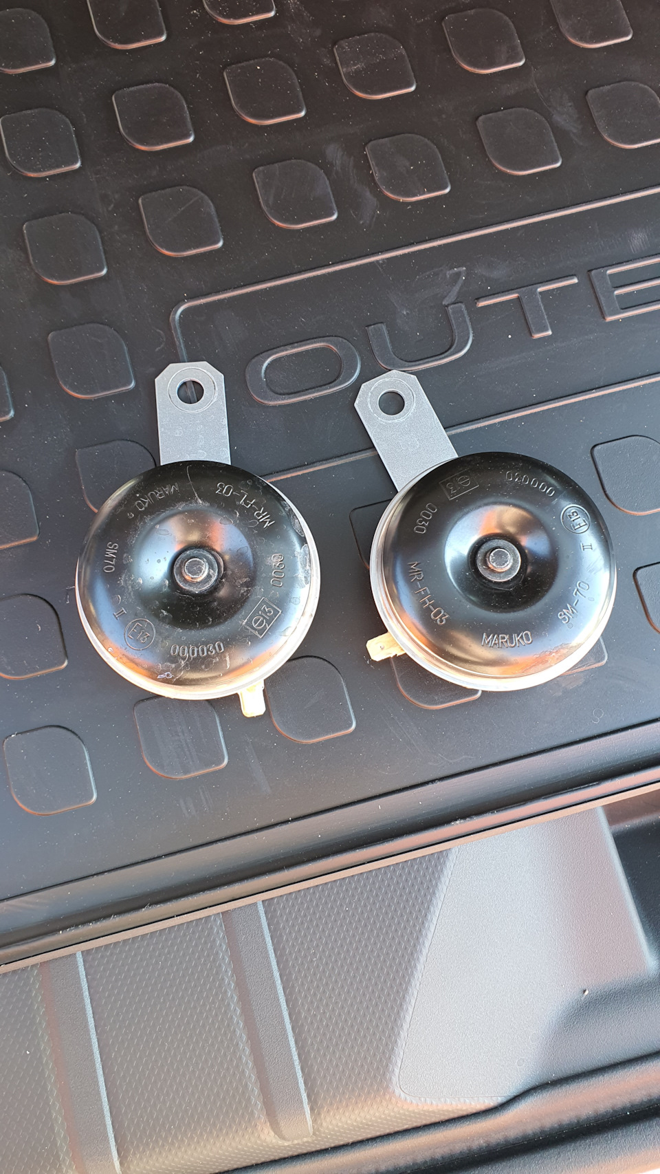 По привычке убираю крякалки — Subaru Outback (BT), 2,5 л, 2021 года ...