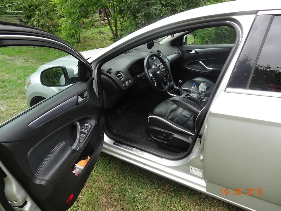 уплотнитиль порога — Ford Mondeo IV, 2 л, 2010 года | стайлинг | DRIVE2