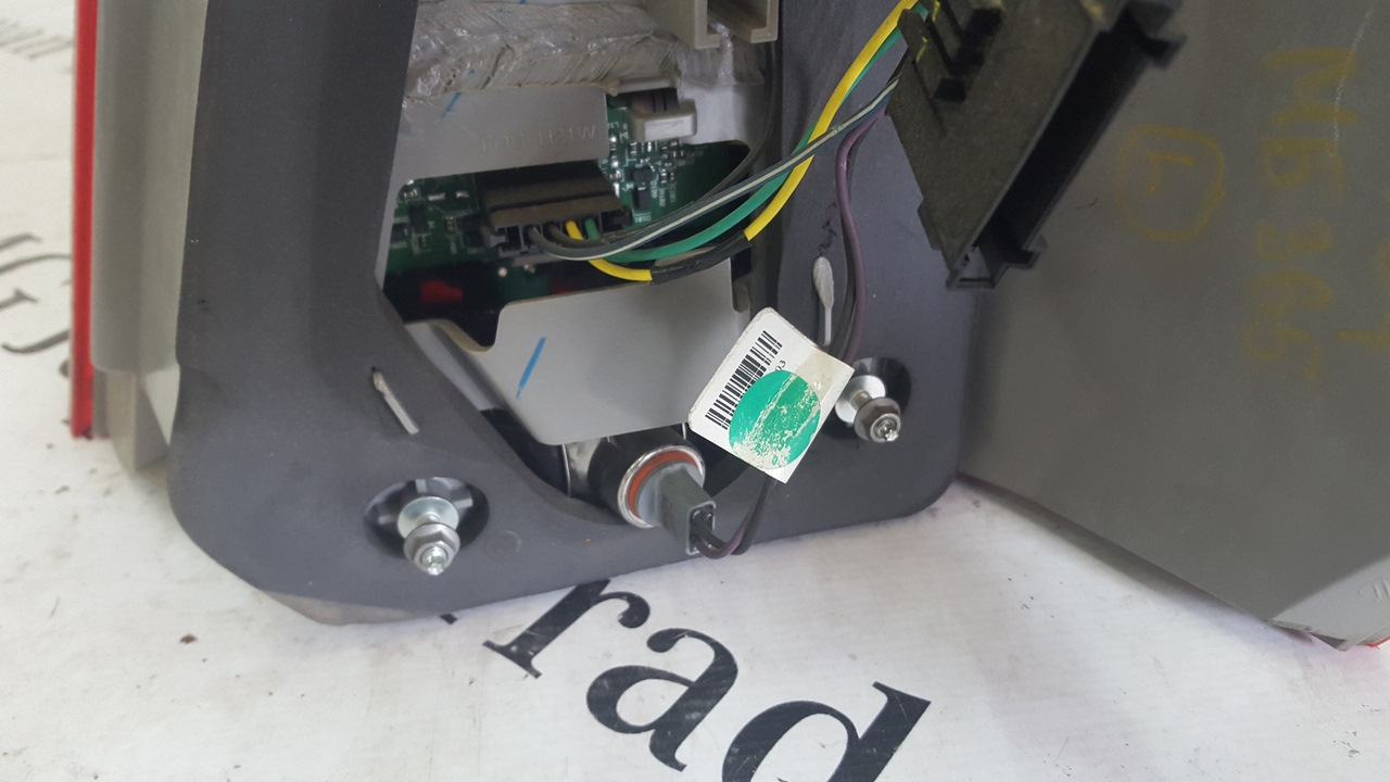 Стоп-сигнал левый для Mercedes-Benz GL-klasse I (X164) Рестайлинг — AMG ...