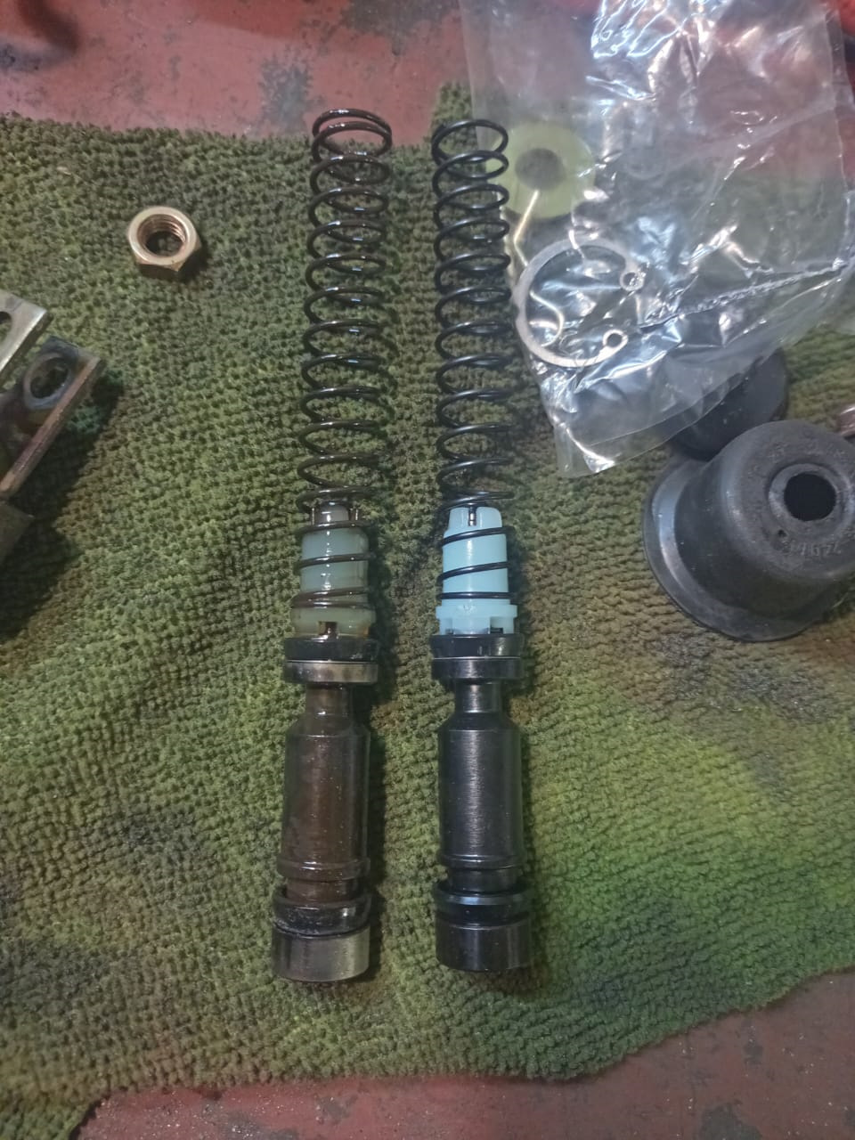 Ремонт главного цилиндра сцепления — Toyota Sprinter Carib (AE95G), 1,8 ...