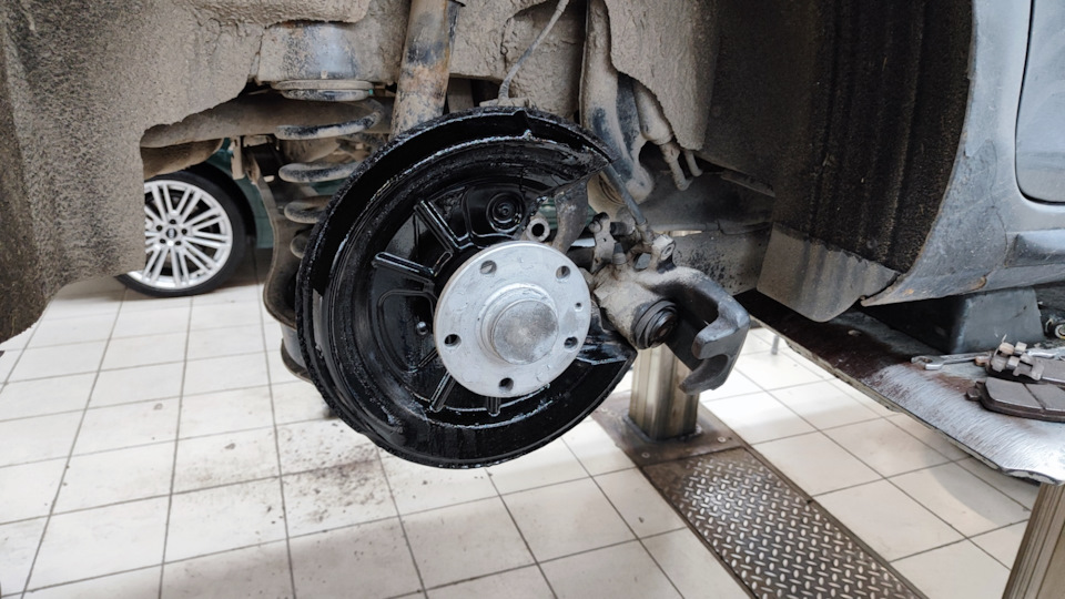 Диски + колодки — Volkswagen Jetta V, 1,6 л, 2009 года | плановое ТО ...