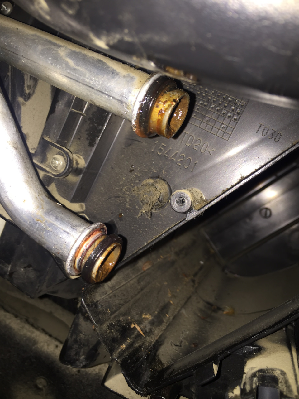 1521201 Крышка фары овал Ford | Запчасти на DRIVE2