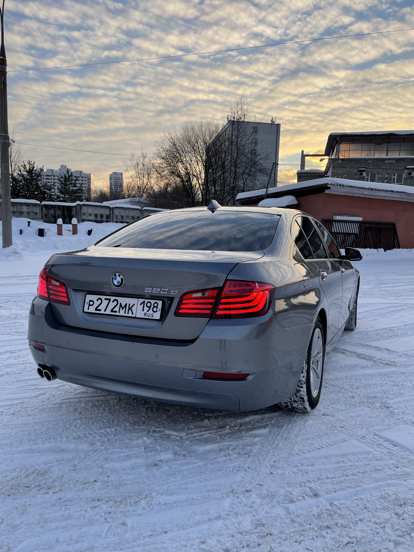 Новые пороги, и кекс с глушаком — BMW 5 series (F10), 2 л, 2013 года ...