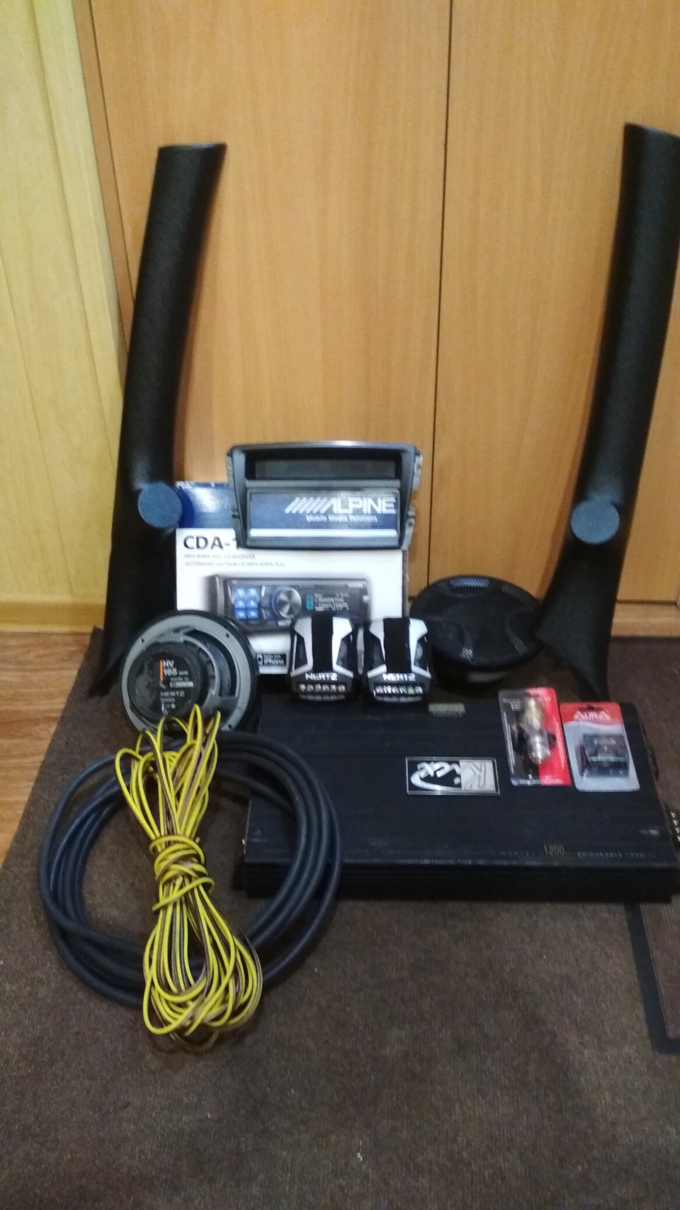 Установил музыку.Hertz HV165, Kicx Kap 47, Alpine CDA-117Ri — Lada Granta Sport, 1,6 л, 2018 ...