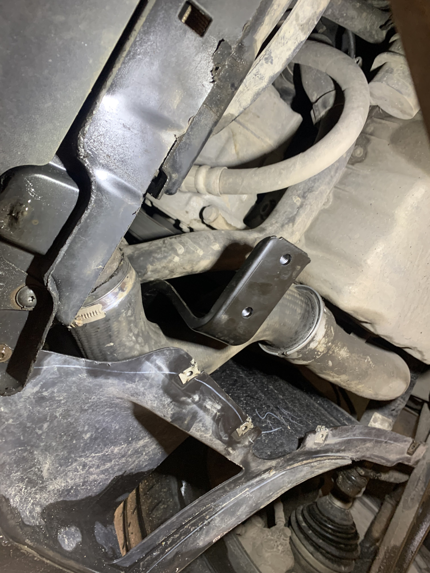 10. Лучшая защита — это нападение — Volkswagen Golf GTI Mk5, 2 л, 2008 ...