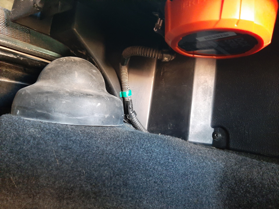 Металлический щуп. — Renault Fluence, 1,6 л, 2012 года | расходники ...