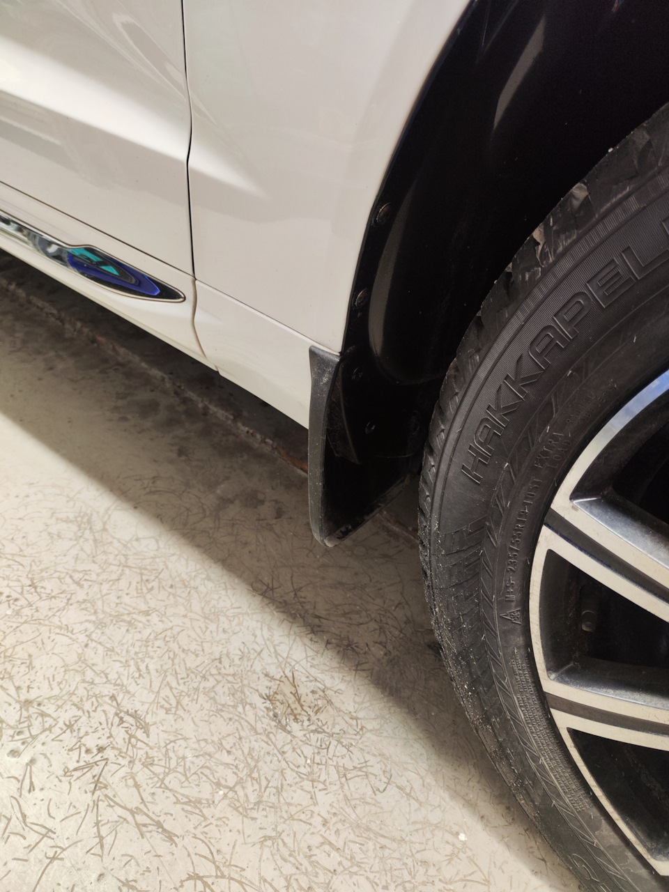 Улучшайзинг. — Volvo XC60 (2G), 2 л, 2019 года | аксессуары | DRIVE2