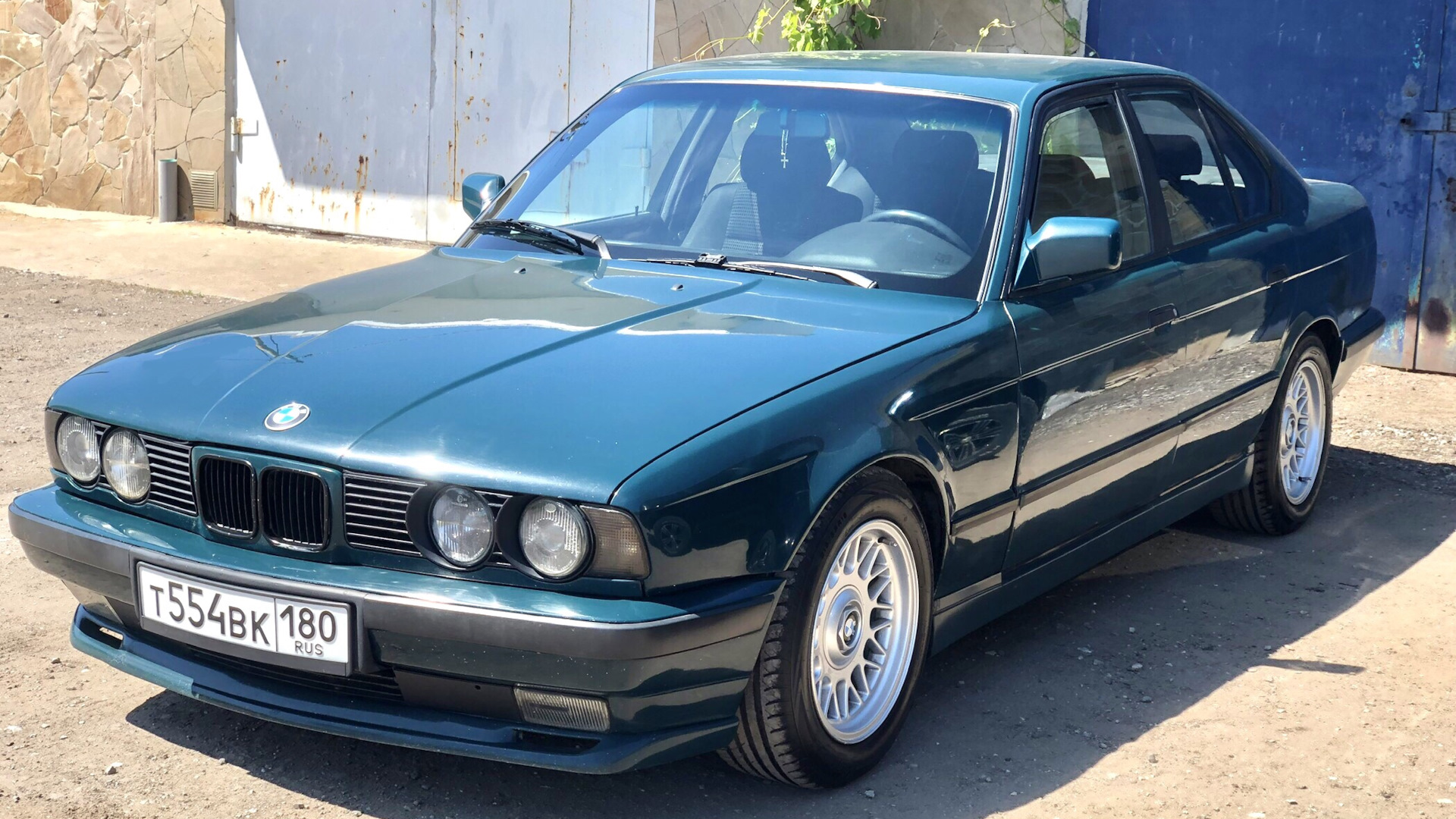 BMW 5 series (E34) 2.0 бензиновый 1992 | British Racing Green на DRIVE2