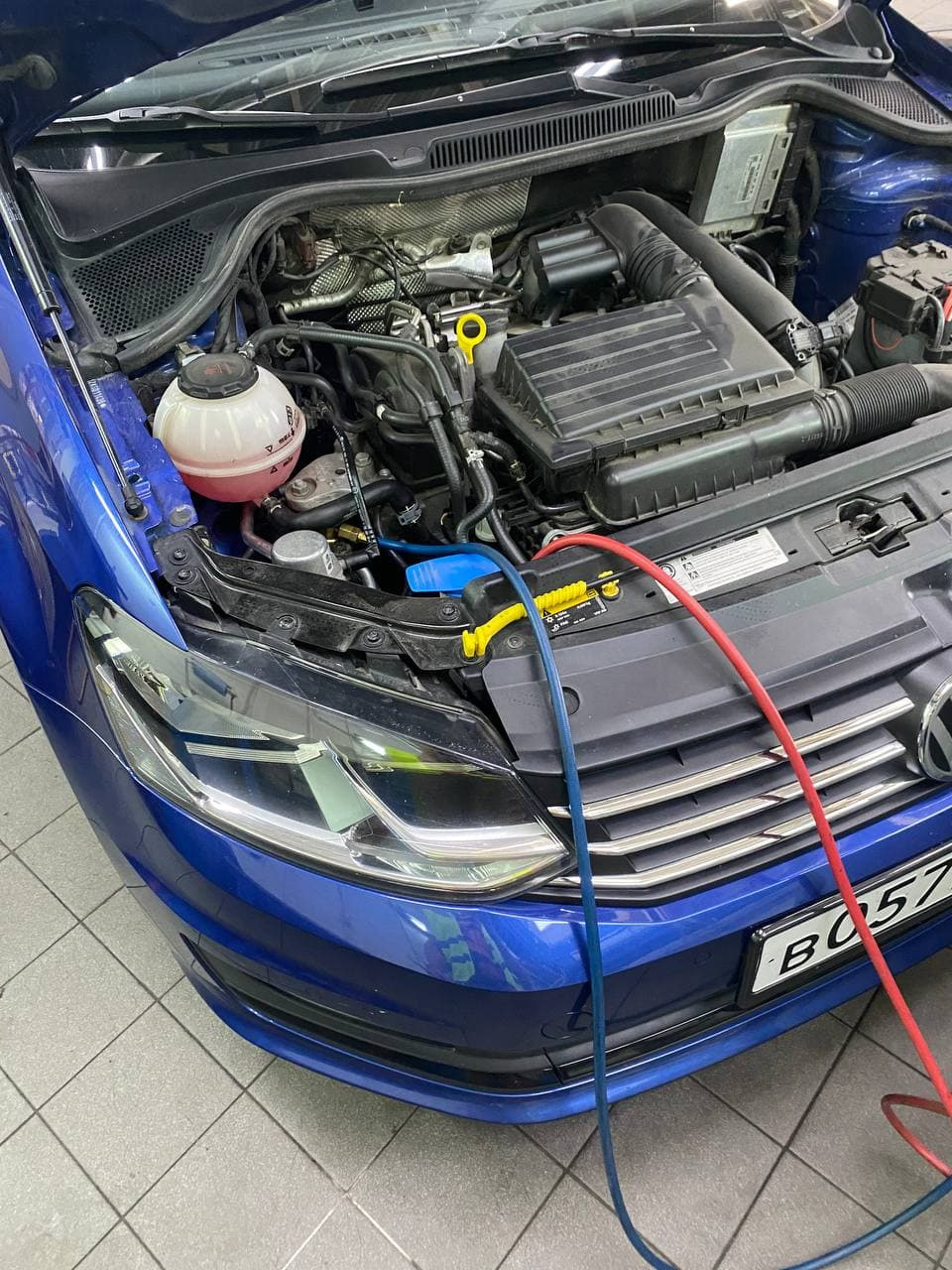 Заправка кондиционера, замена ступицы по гарантии — Volkswagen Polo ...