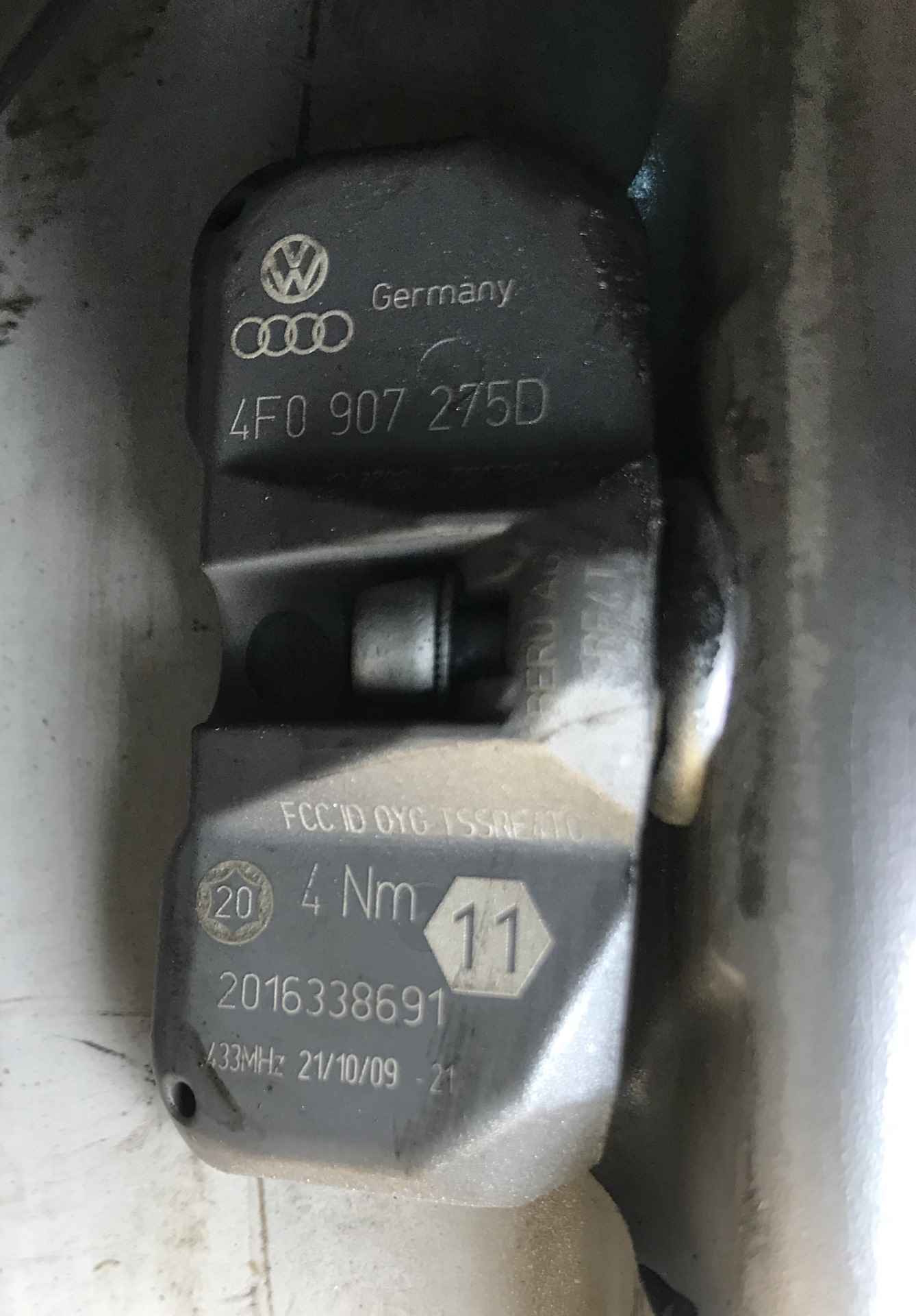 Датчик давления 4F0907275D. Ошибка TPMS. Решено — Audi A6 Avant (C6), 3 ...