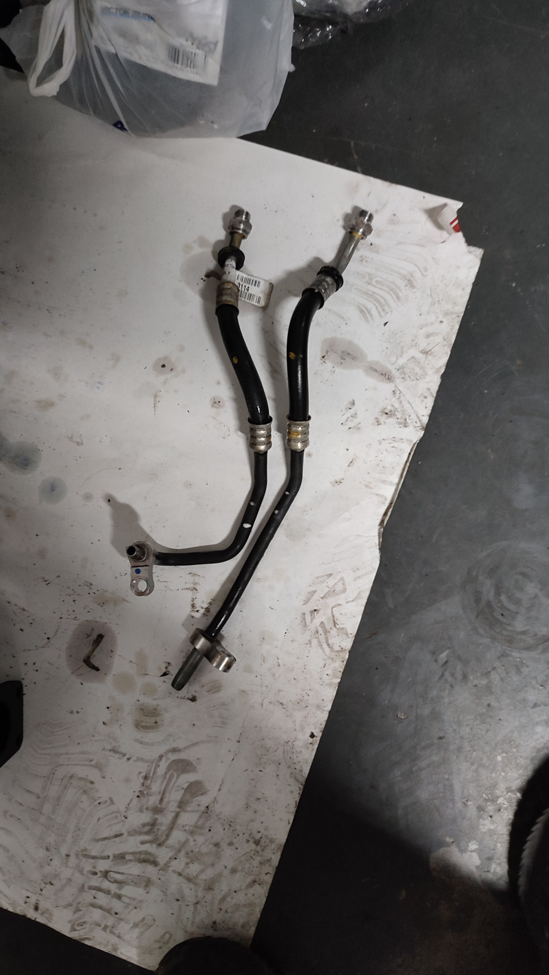 Трубки охлаждения коробки — Chevrolet Volt (2G), 1,5 л, 2016 года ...