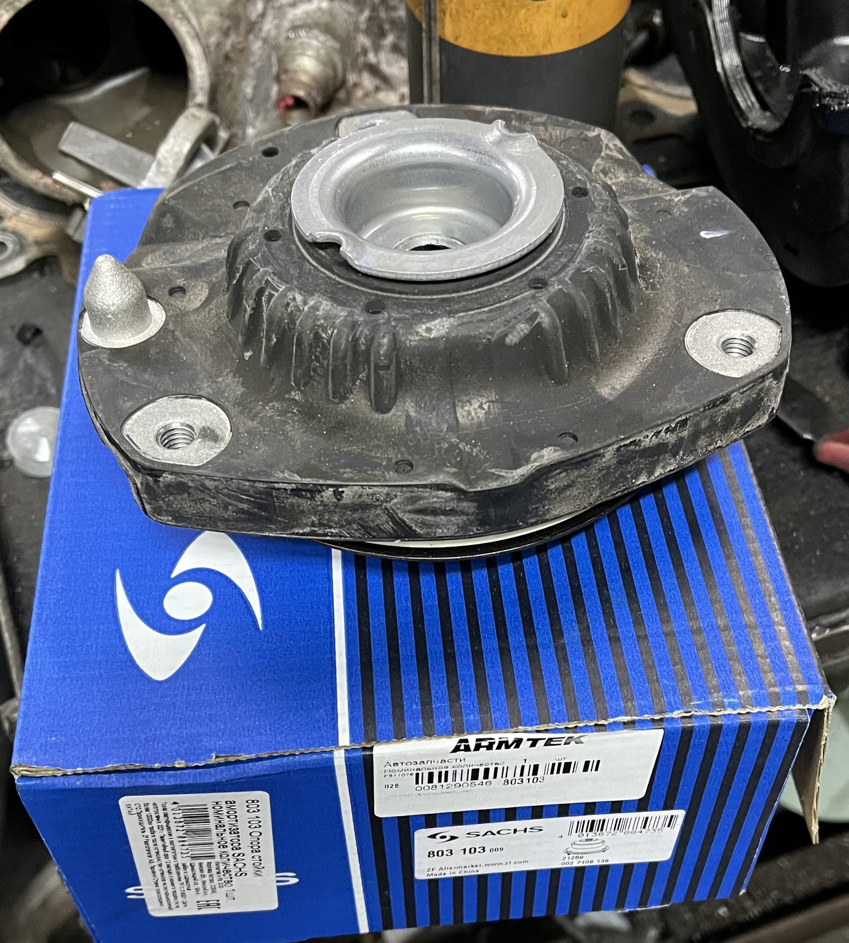 Замена опоры и ревизия суппортов — Chevrolet Volt (2G), 1,5 л., 2017 ...