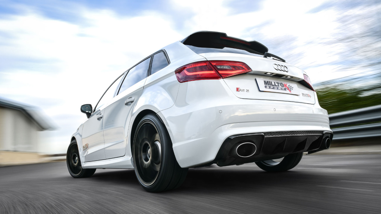 2015 Audi RS3 Sportback Typ (8V) Weiß (Spark) 1:43 — DRIVE2