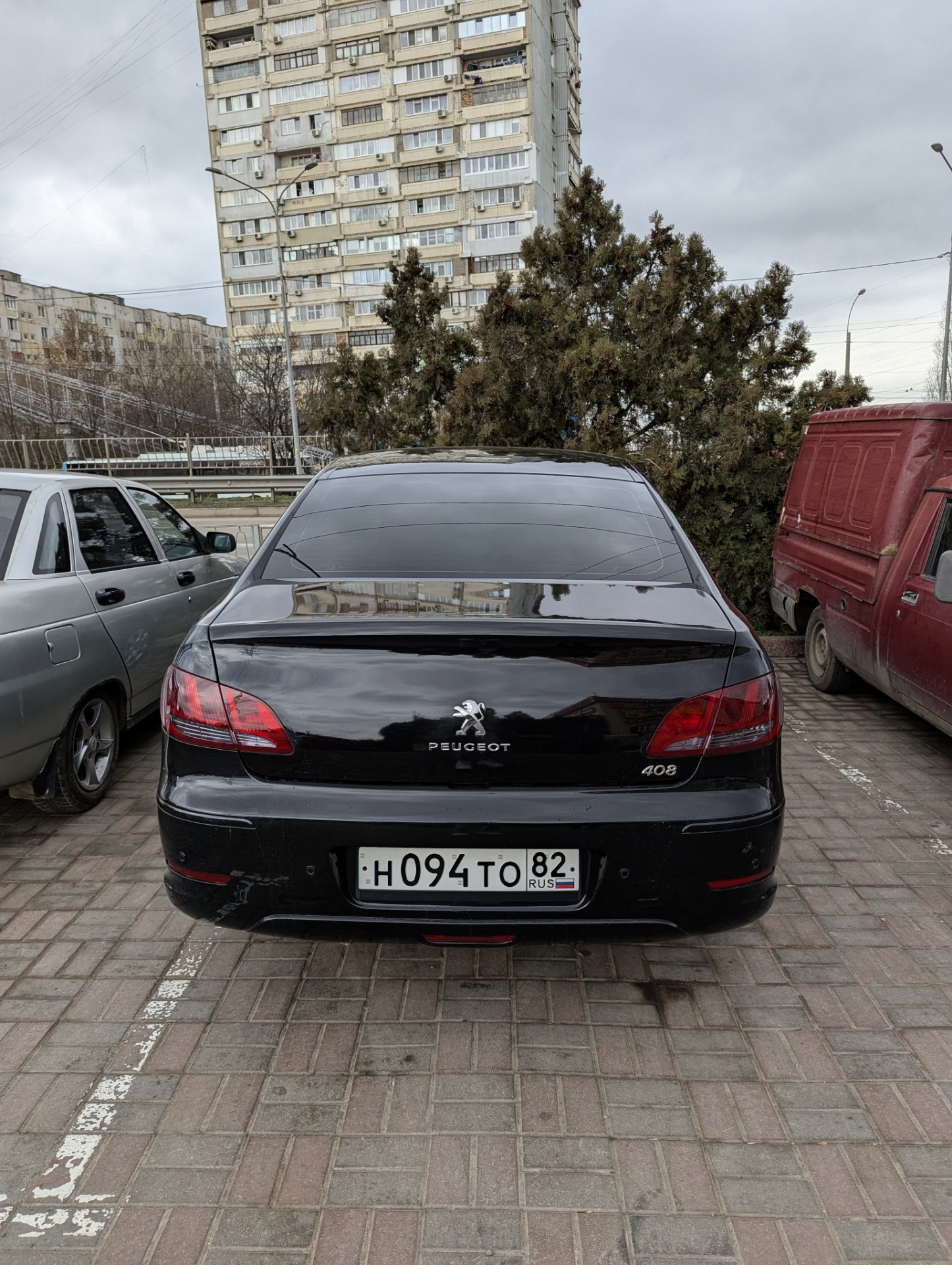 Тонировка задних фонарей — Peugeot 408, 1,6 л, 2013 года | тюнинг | DRIVE2