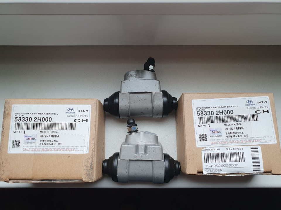 Замена задних тормозных цилиндров — Hyundai Accent (2G), 1,5 л, 2008 ...