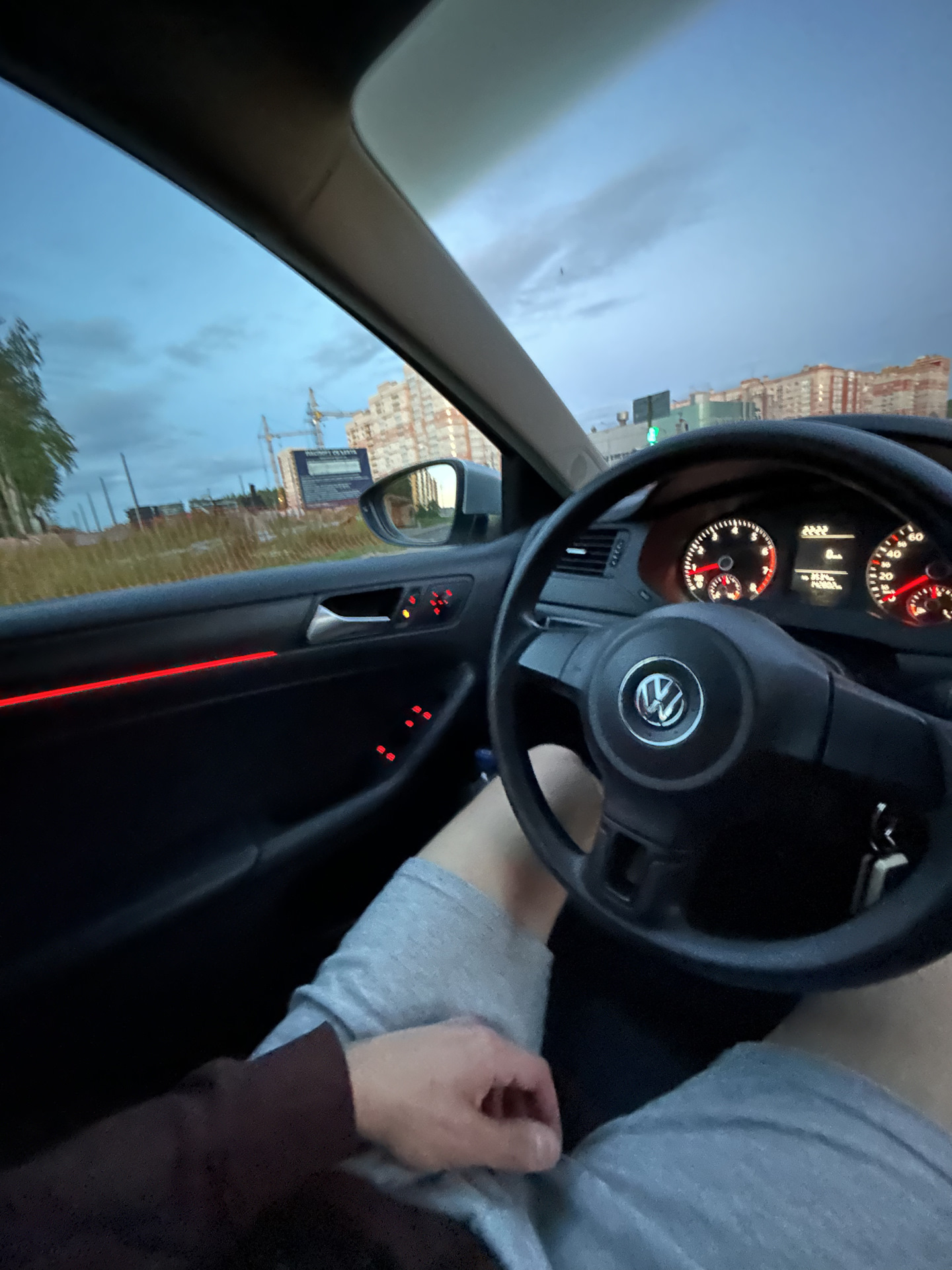 Доводчик стекла — Volkswagen Jetta VI, 1,6 л, 2013 года | поломка | DRIVE2