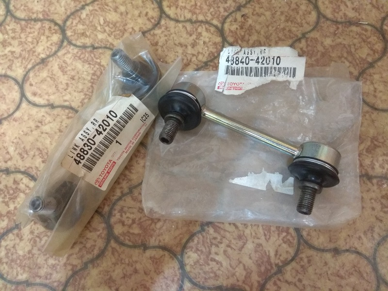 Замена передней и задней подвески — Toyota RAV4 (II), 1,8 л, 2002 года ...