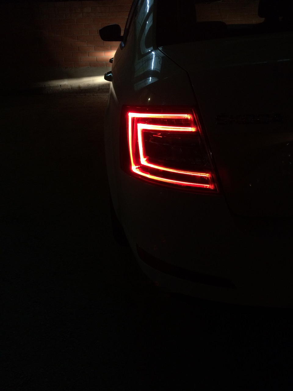 Фонари High LED Октавия а7 — Skoda Octavia A7 Mk3, 1,8 л, 2015 года ...