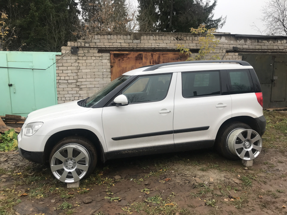 Диски Mercedes W221 R17 на лето — Skoda Yeti, 1,8 л, 2012 года ...