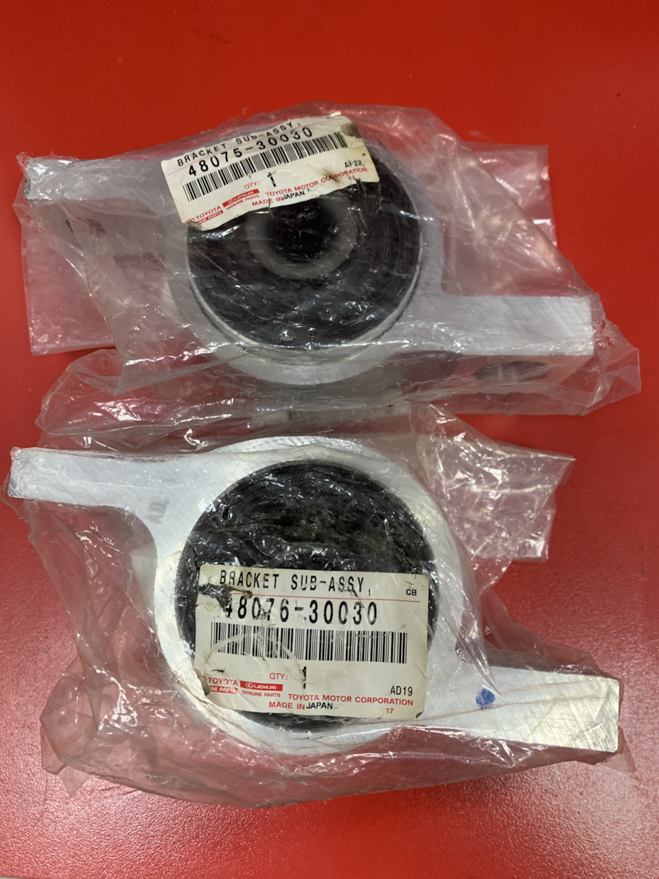 Заменил задние с/б передних рычагов — Lexus IS II, 2,5 л, 2008 года ...