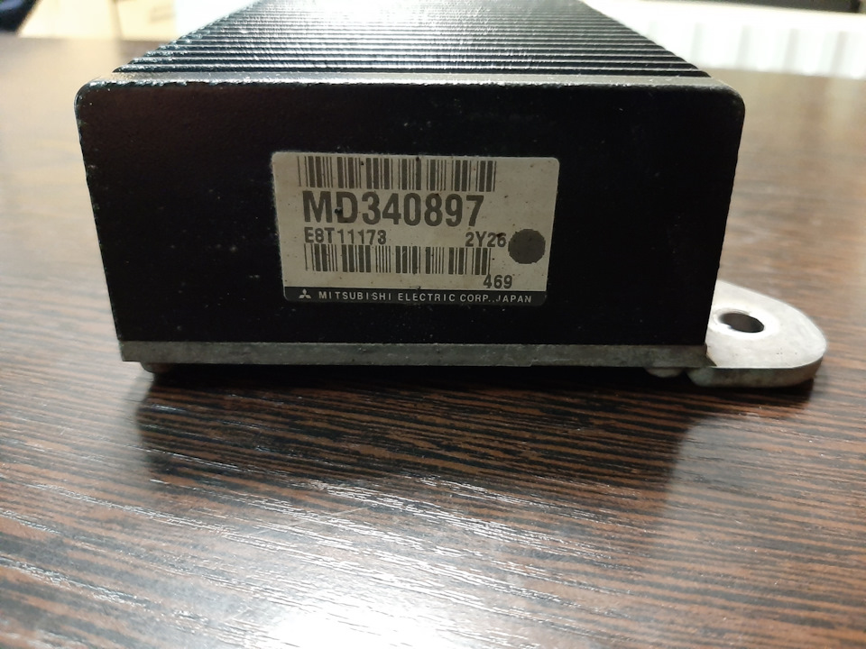 MD340897 Блок управления впрыском E8T11171 Mitsubishi Carisma 1.8 16V ...