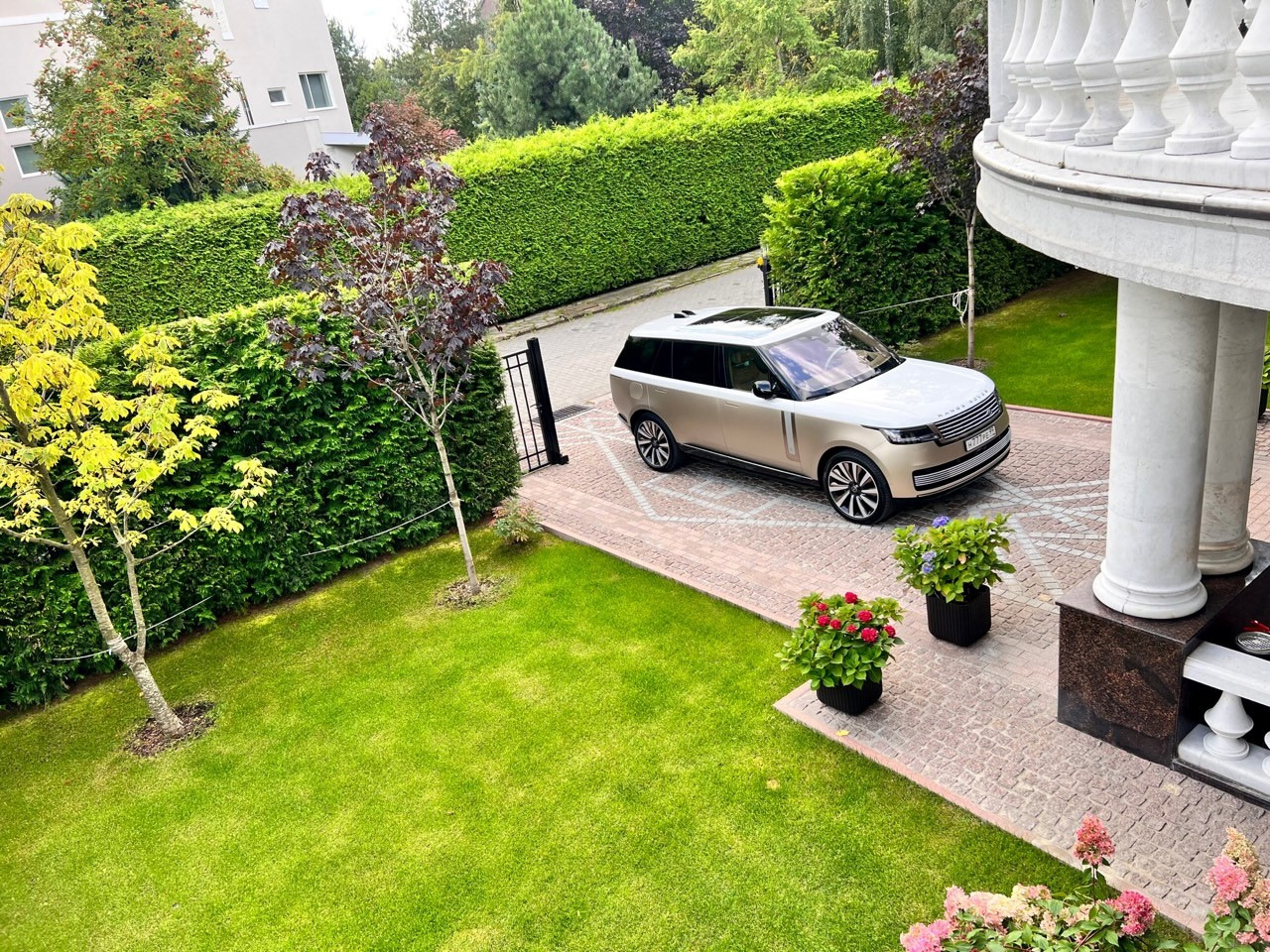 Range Rover SV 2023 two tone — Land Rover Range Rover (5G), 3,5 л, 2023 ...