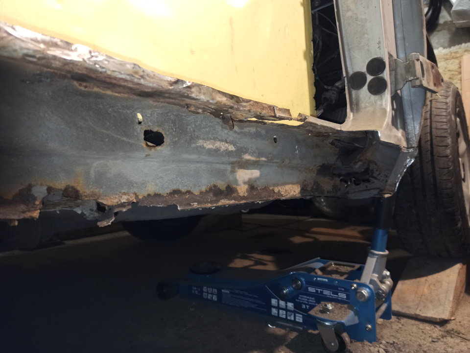 Замена порогов часть 2 — ГАЗ 31105, 2,3 л, 2005 года | кузовной ремонт ...