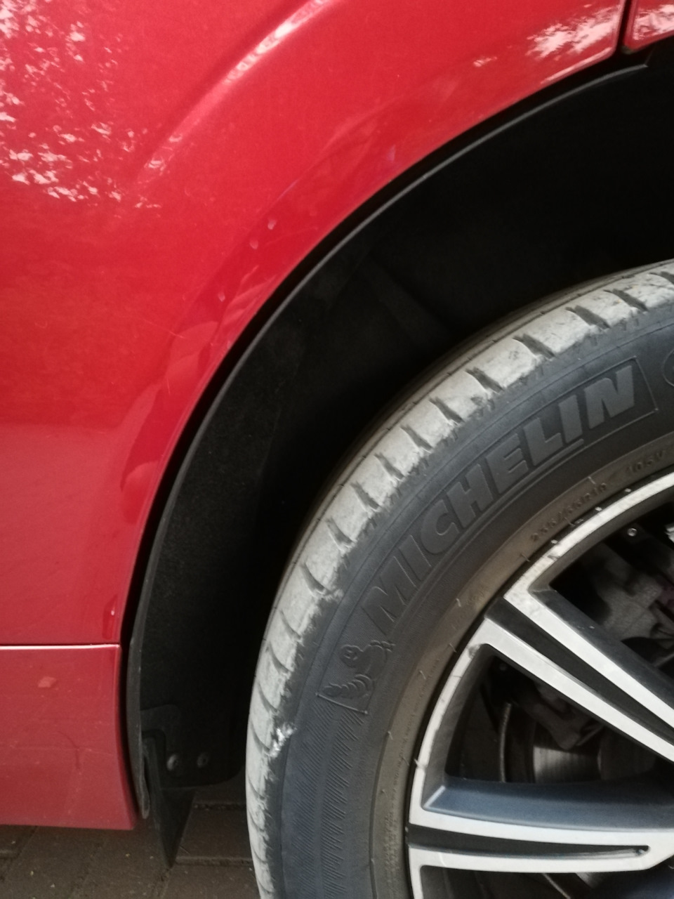 32288517 Брызговики Volvo | Запчасти на DRIVE2