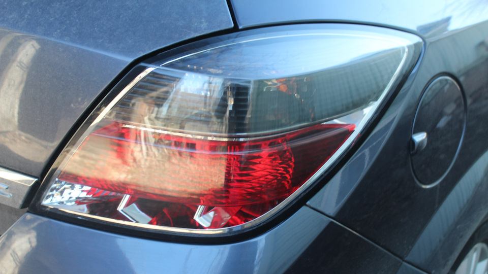 Левая фара и задние фонари — Opel Astra H GTC, 1,6 л, 2008 года ...