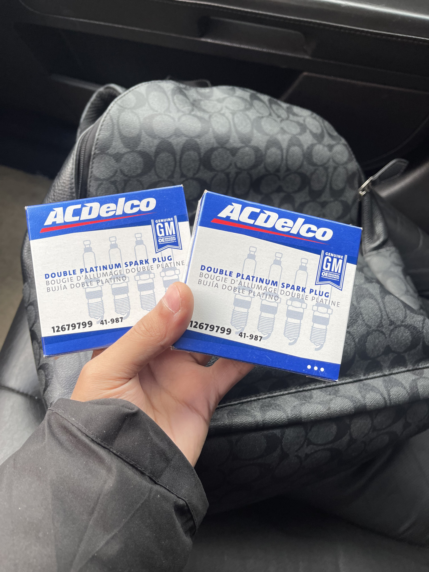 Свечи и катушка — Cadillac STS, 4,6 л, 2007 года | поломка | DRIVE2