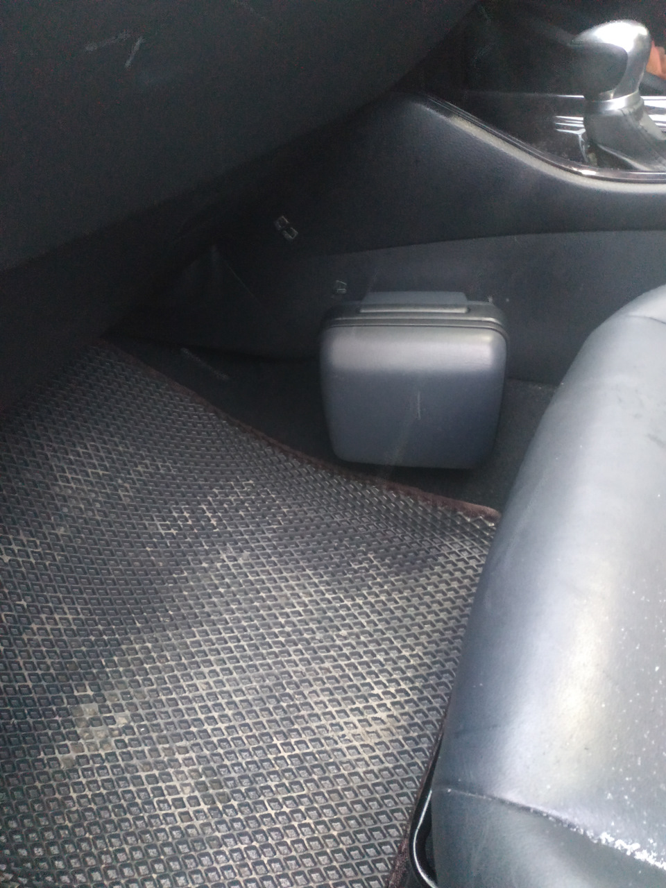 Мусорка toyota | Avtomaslopro.com