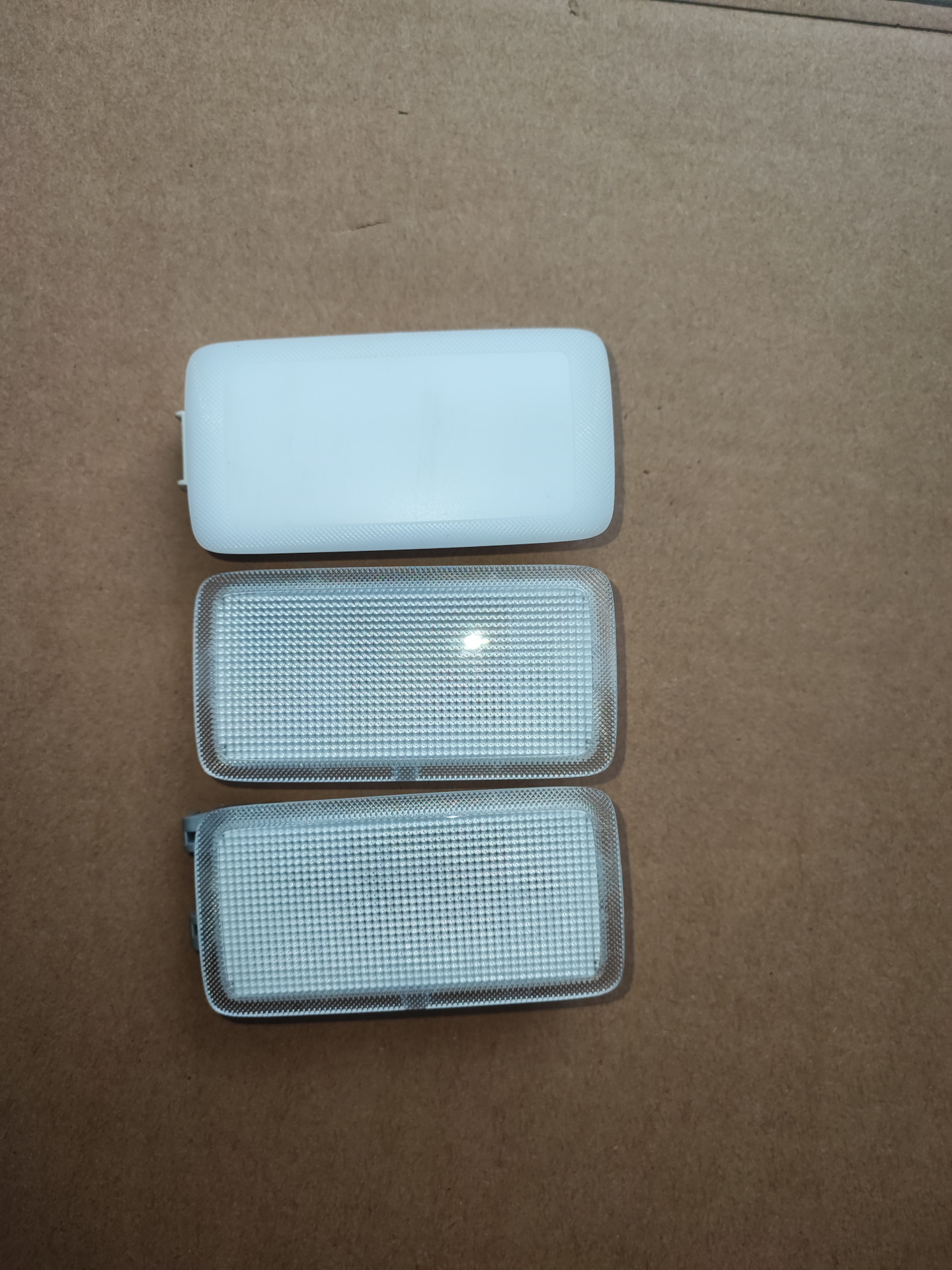 Долой лампочки Ильича ч.1 — Toyota RAV4 Hybrid (5G), 2,5 л, 2019 года ...