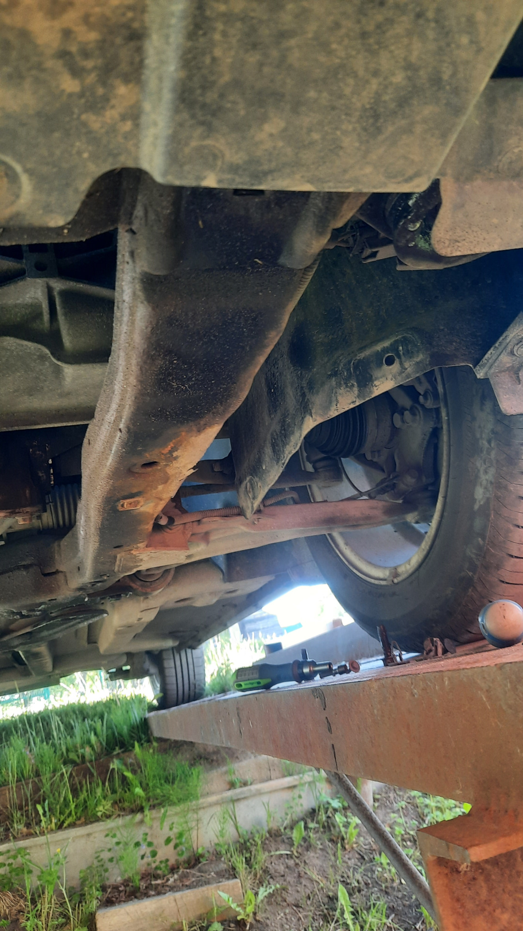 Пыльник лев.ниж. — Chevrolet Cruze (1G), 1,8 л, 2012 года | запчасти ...