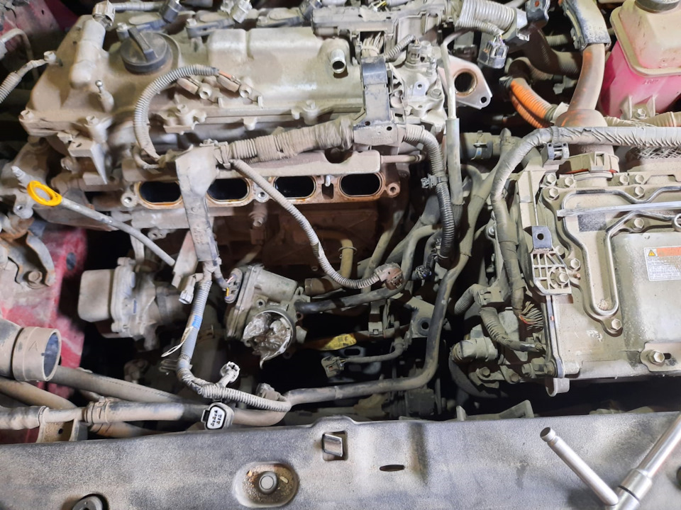 Обслуживание EGR и подвесной части. — Lexus CT 200h, 1,8 л, 2011 года ...