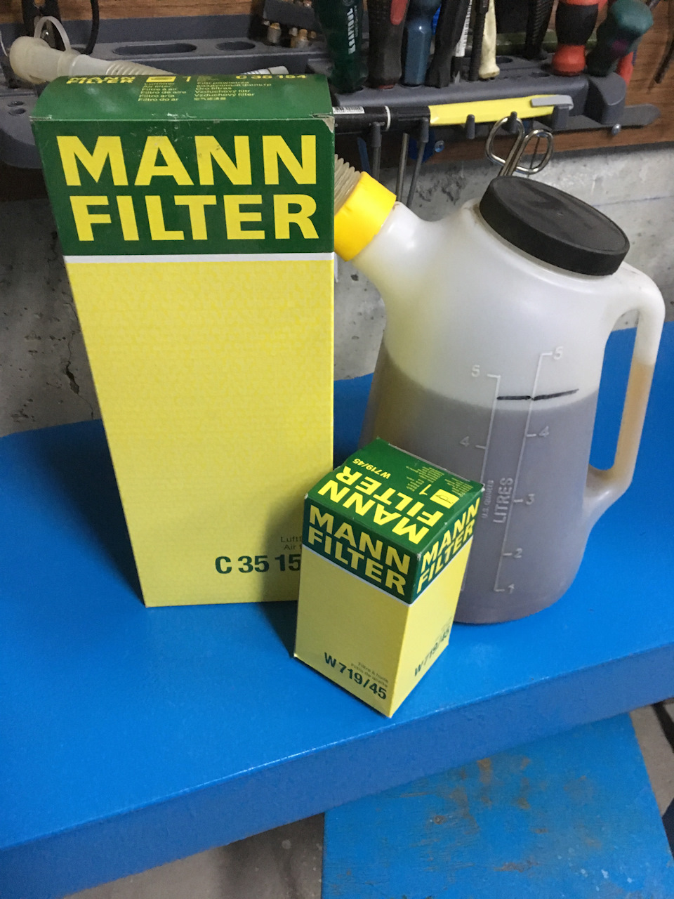 Замена масла в двигатели и замена воздушного фильтра — Skoda Yeti, 1,8 ...