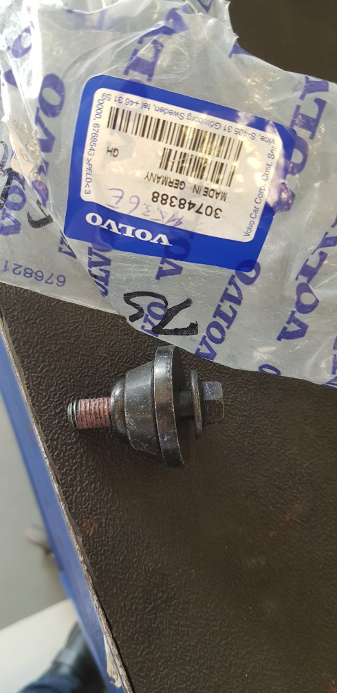 30748388 БОЛТ ШРУСА. Volvo | Запчасти на DRIVE2