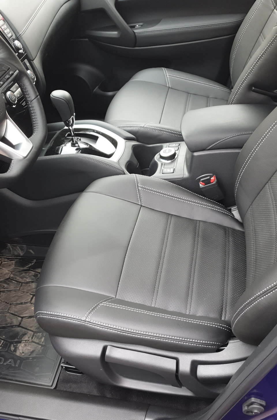 Чехлы — Nissan Qashqai (2G), 2 л, 2019 года | аксессуары | DRIVE2