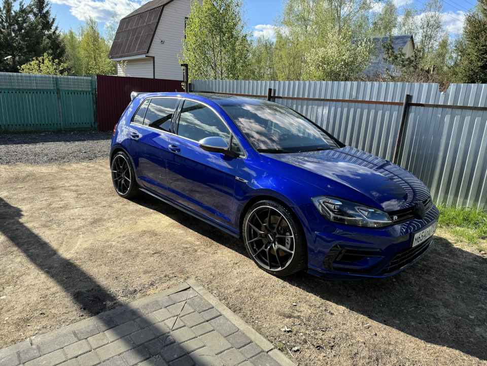 №6 Rays g025 R19 — Volkswagen Golf R Mk7, 2 л, 2019 года | колёсные ...