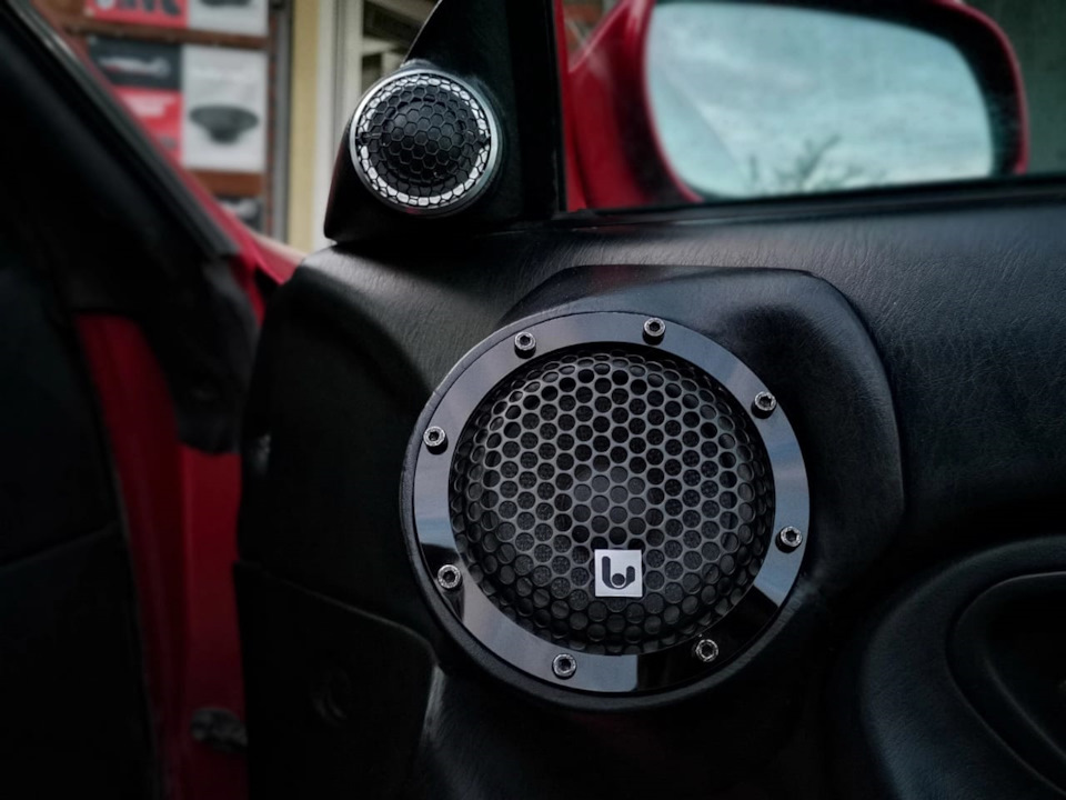 Sinfoni Quartorigo GRANDIOSO Opus Woofer — Toyota Celica (200), 2 л ...