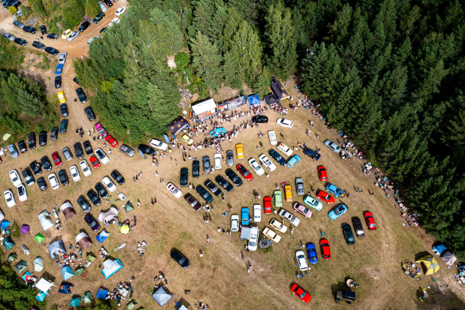 Найди мою машину на фото 😂 — Lada 21033, 1,3 л, 1982 года | встреча | DRIVE2