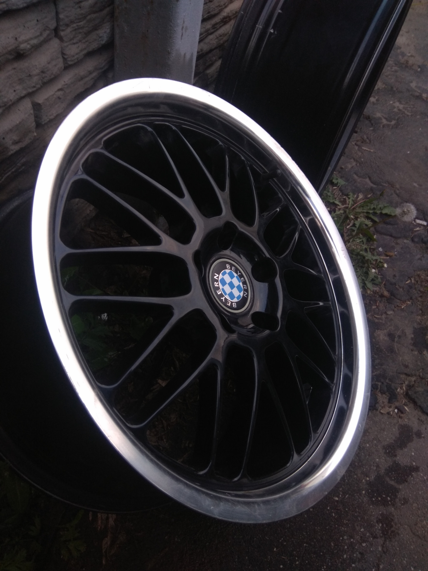 Beyern Mesh R18 — BMW 1 series (E81/E87), 2 л, 2009 года | колёсные ...