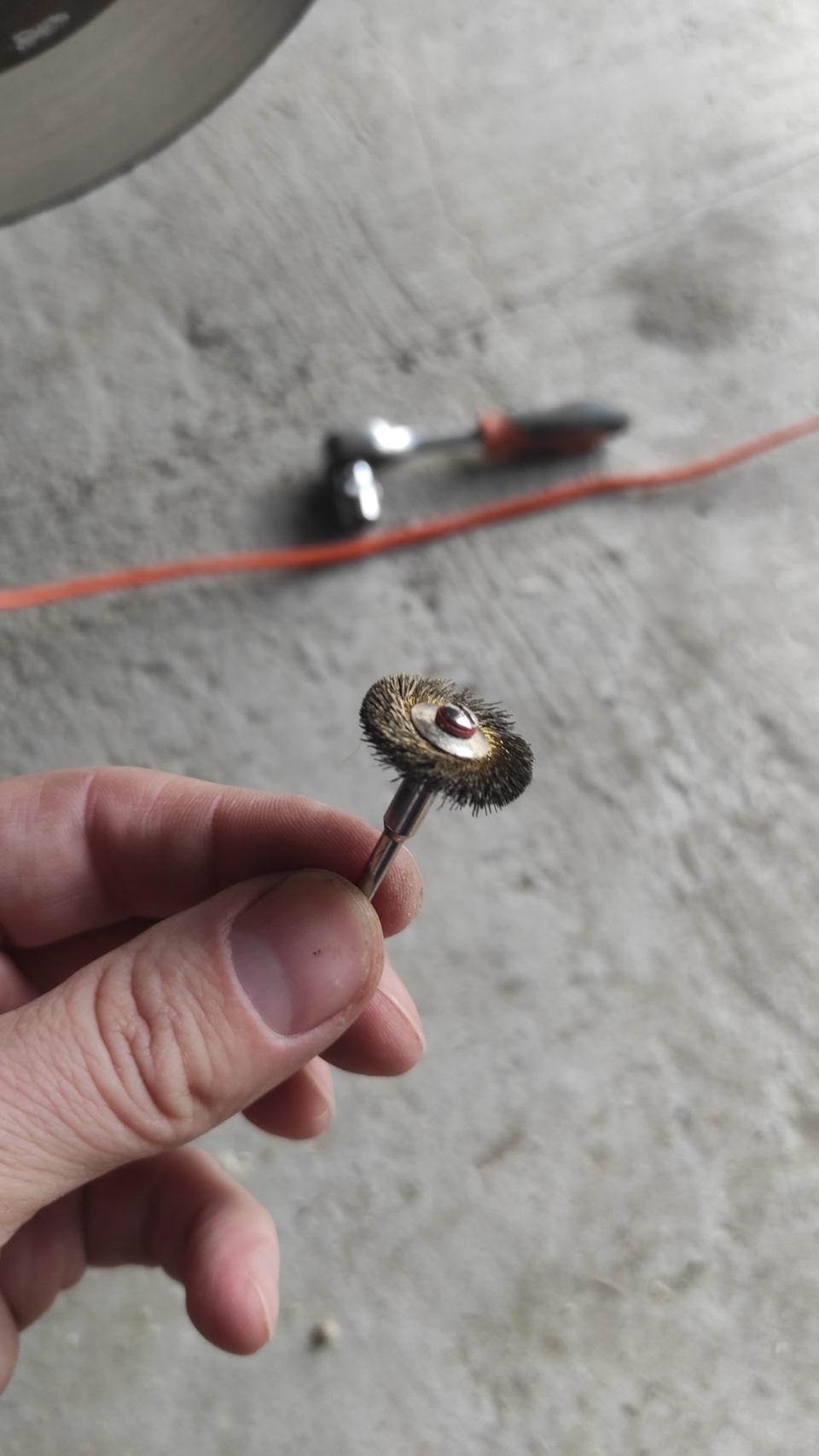 ТО передних суппортов — Toyota Corolla (110), 1,6 л, 1999 года ...